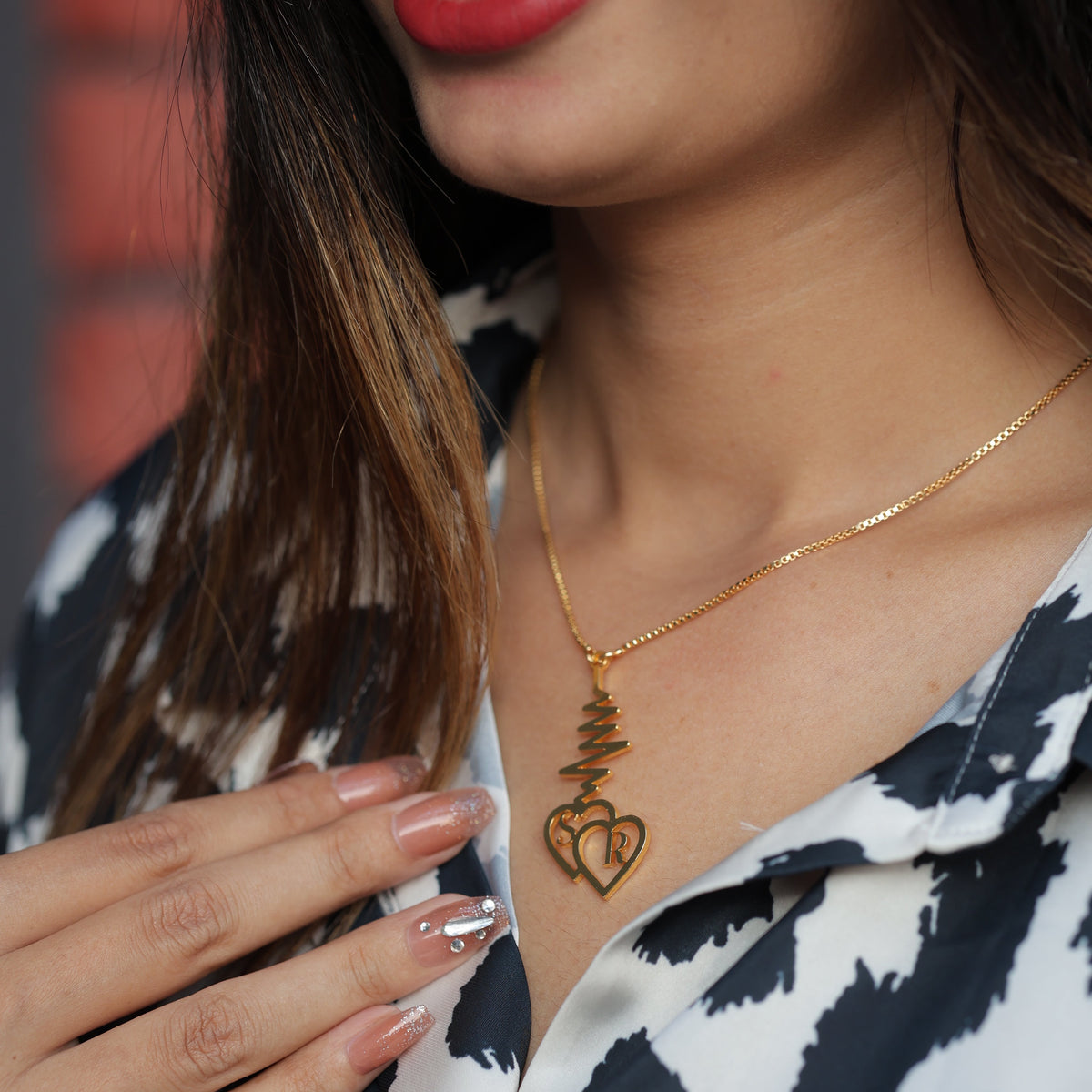 Double Heart Vertical Name Necklace – Glamorizee